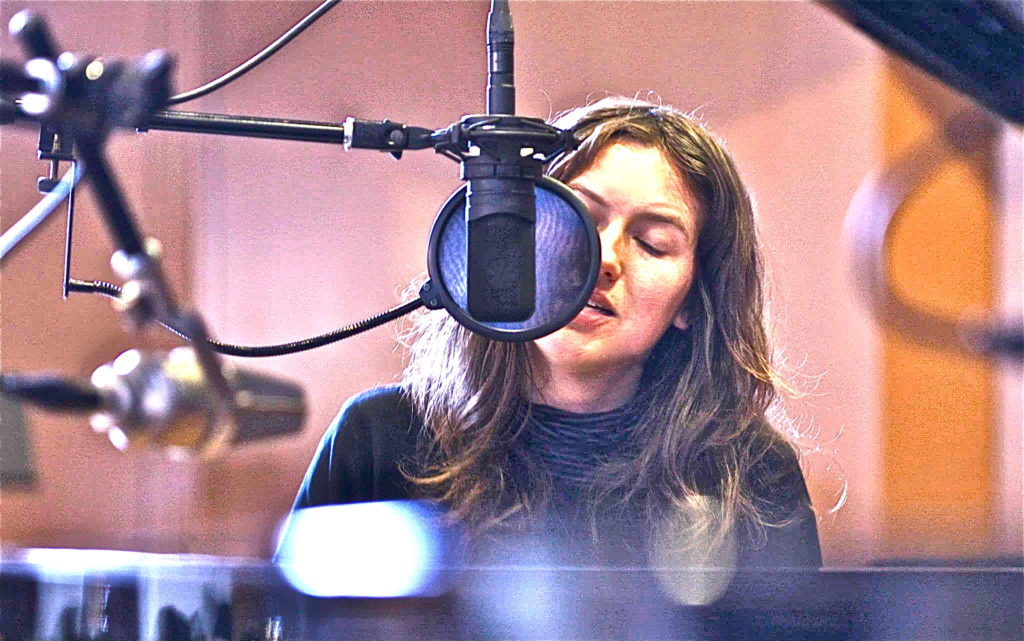 IMAGES - KELA PARKER